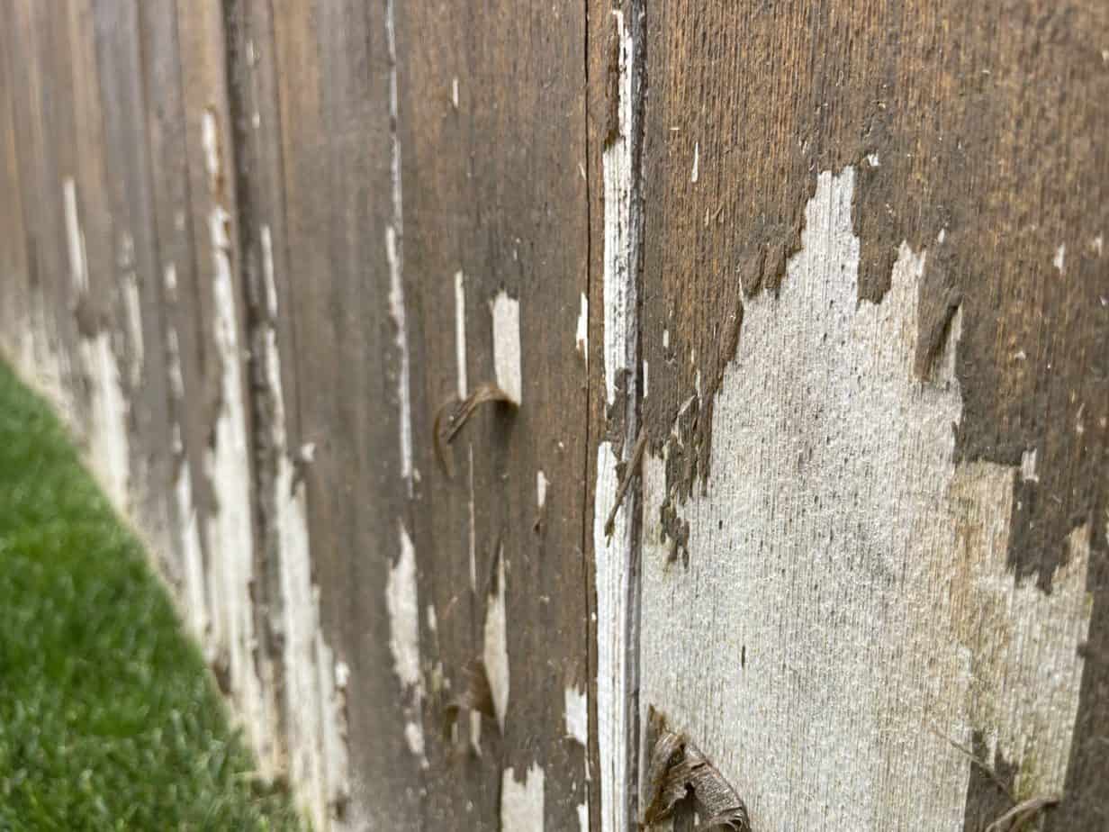 Fence Staining OKC | Why Paraffinic Oil Fence Stains